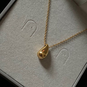 Water Drop Pendant, Gold Plated Waterdrop Necklace, Minimalistic Gold ...