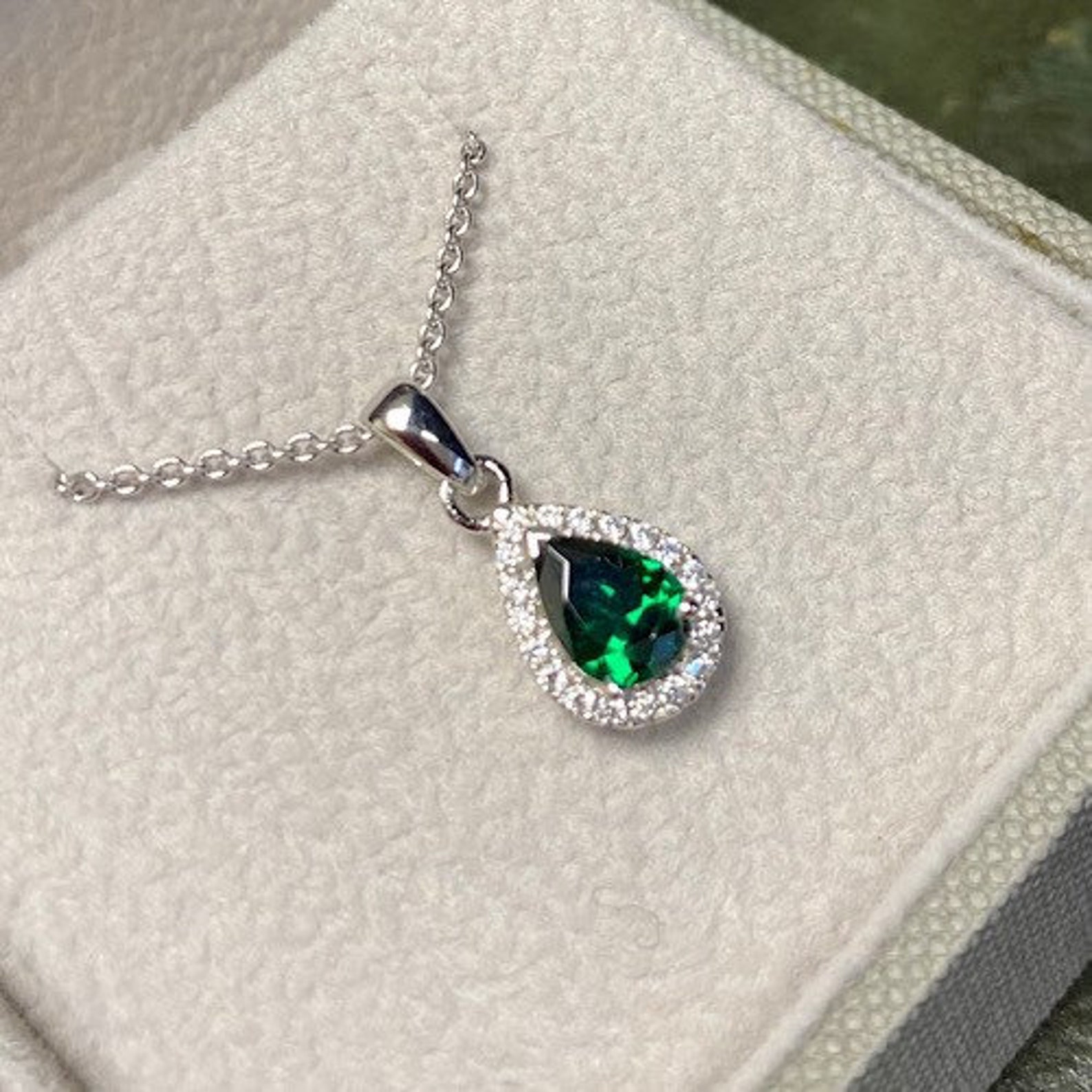 Emerald Green Lab Created Emerald Pendant and Chain Lab - Etsy