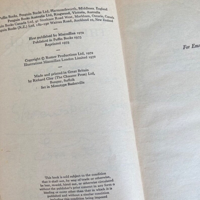 The Diddakoi by Rumer Godden 1975 Vintage Puffin Paperback - Etsy