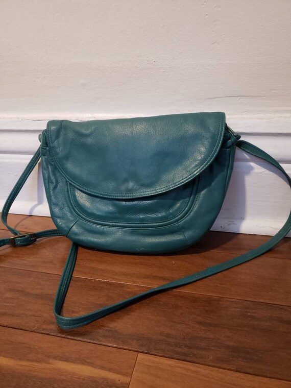 super cute vintage green leather cross-body purse - Gem