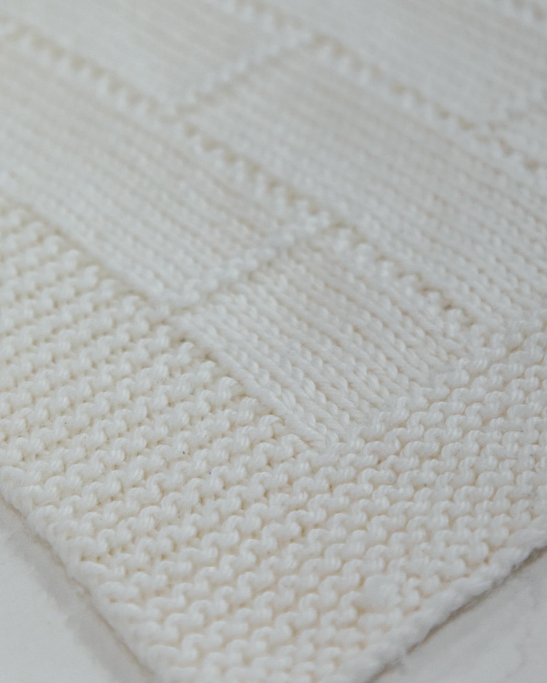 Knitting Pattern Beginners Easy Knit Blanket Cozy Textured Bulky Yarn ...