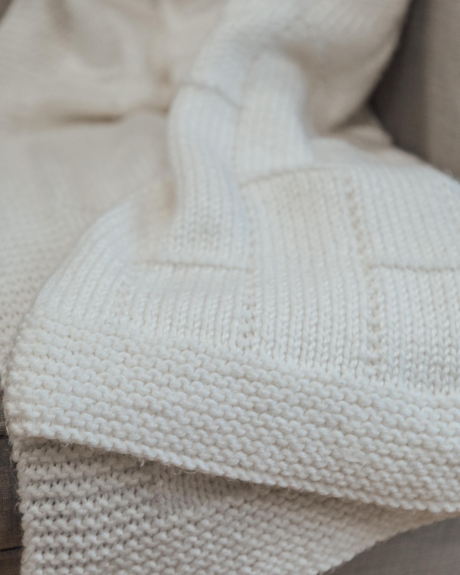 Knitting Pattern Beginners Easy Knit Blanket Cozy Textured Bulky Yarn ...