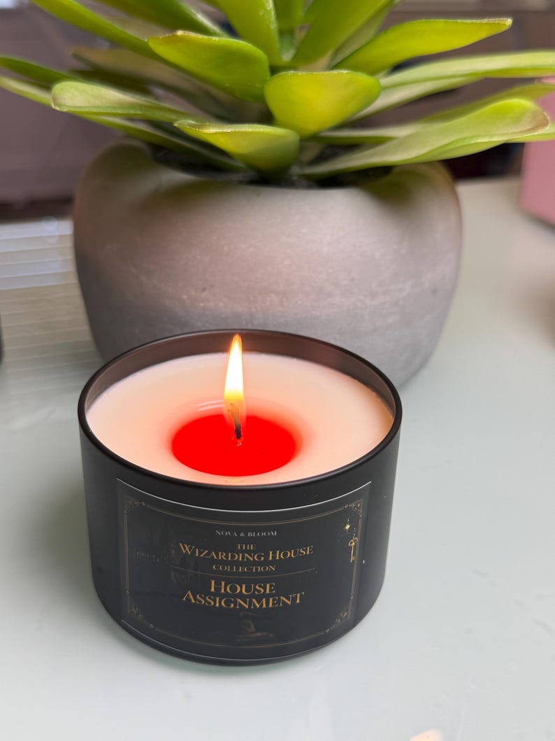 Wizarding House Color Reveal Candle | Bookish Soy Wax Candle - Etsy