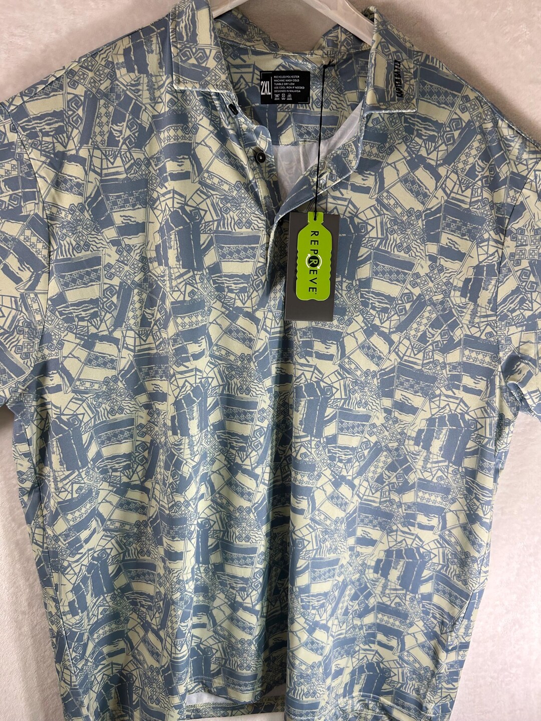 Vintage Kaptin Batik Hawaiian Aloha Shirt Made in 100 Percent Polyester ...