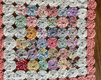 Vintage Yo-yo Quilt Square Tablemat, Candlemat, or Hanging Square - Etsy