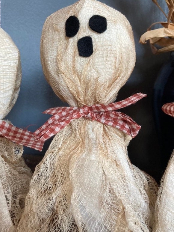 Primitive Ghosts on Wooden Spool Stand Set of 3 - Etsy