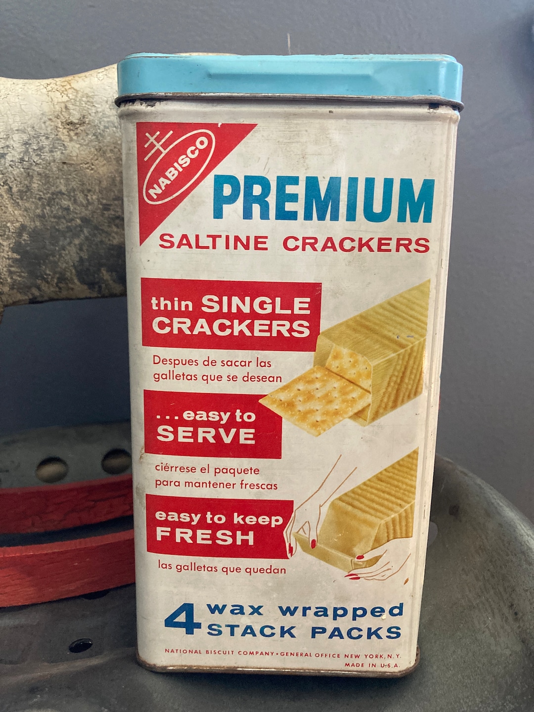 Vintage 1960s Nabisco Saltine Crackers Bilingual Tin - Etsy