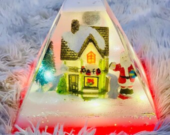 Resin Pyramid Light - Etsy