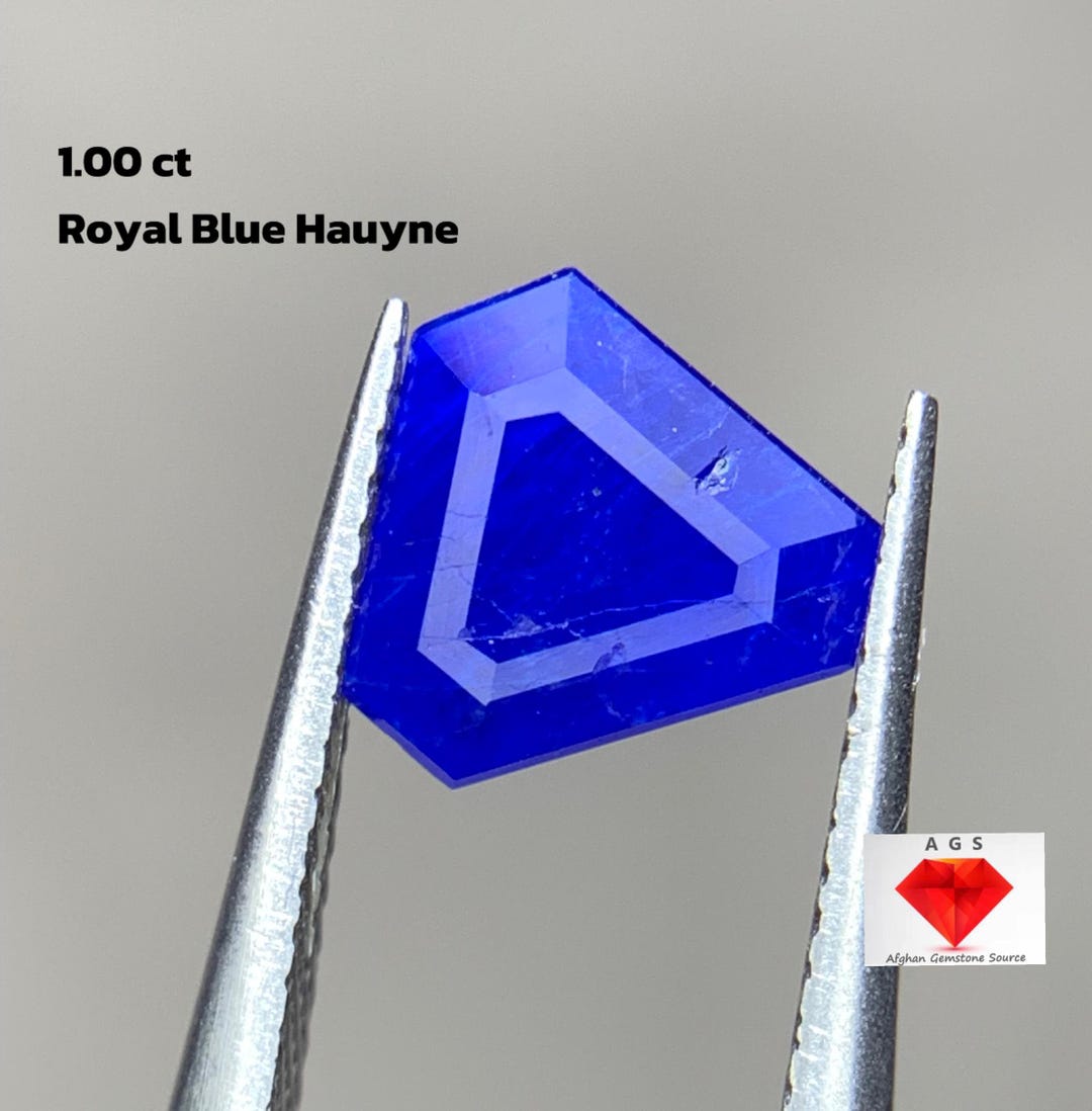 1.00ct Royal Blue Hauyne Gemstone - Collector's Stone - Etsy