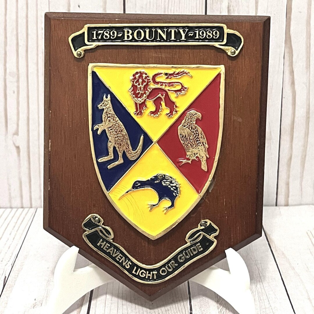 HMS Bounty 1789 Ship Crest Wood Plaque Coat of Arms Mutiny on the ...