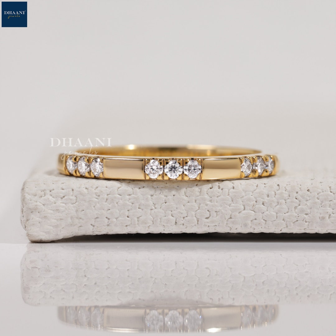 Flush Set Eternity Band, 14K Gold Round Cut Moissanite Wedding Band ...
