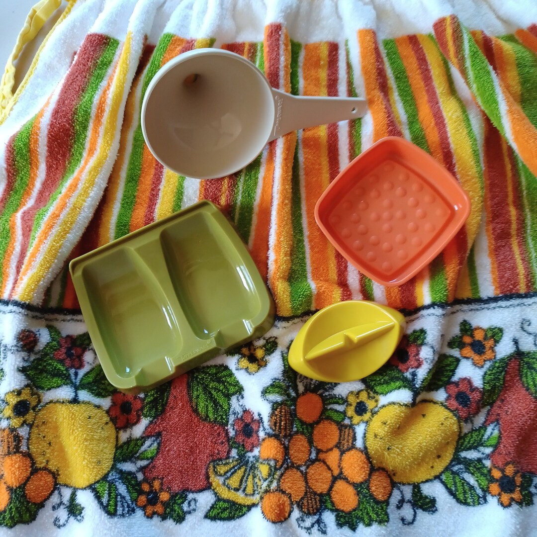 NEW Vintage 70s Tupperware 4-piece Gadget Grouping Vintage Apron, NOS ...