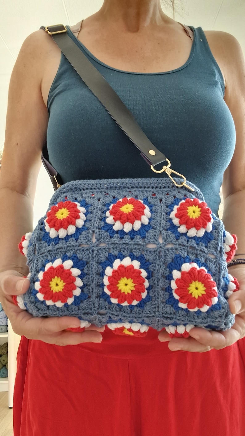 Colorful Granny Square Crochet Clasp Clutch and Crossbody Bag, 2 in 1 ...