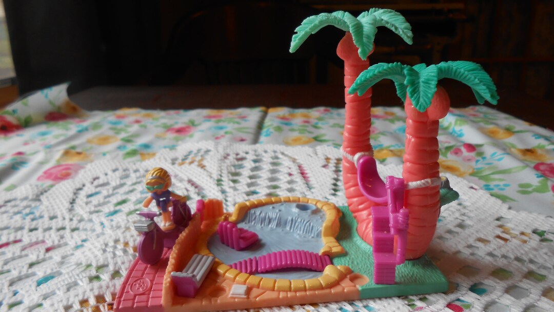 Vintage 1994 Polly Pocket~ Palm Tree Playset~ Complete - Etsy
