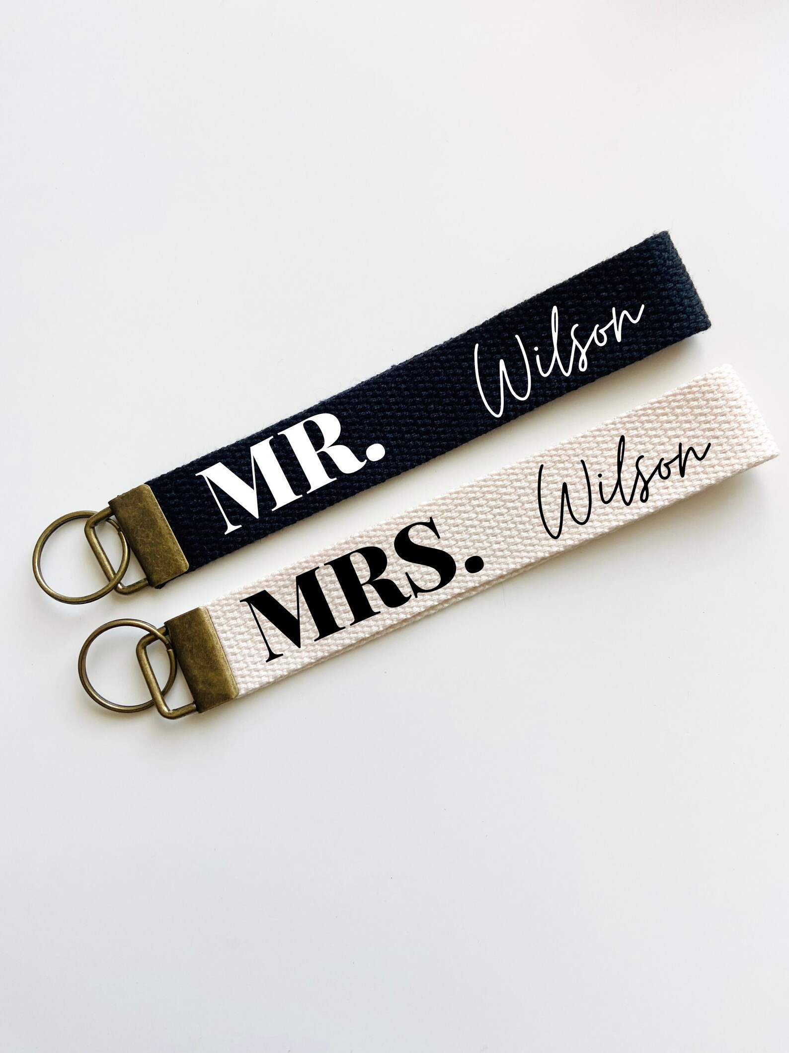 Mr and Mrs Custom Last Name Keychain, Bride and Groom Personalized Gift ...