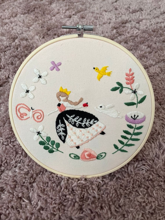 Hand Embroidered Princess Hoop - Etsy