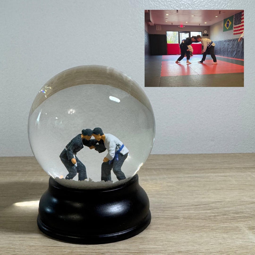 Custom 3d-printed Snow Globe – Personalized Full-color Miniature Inside ...