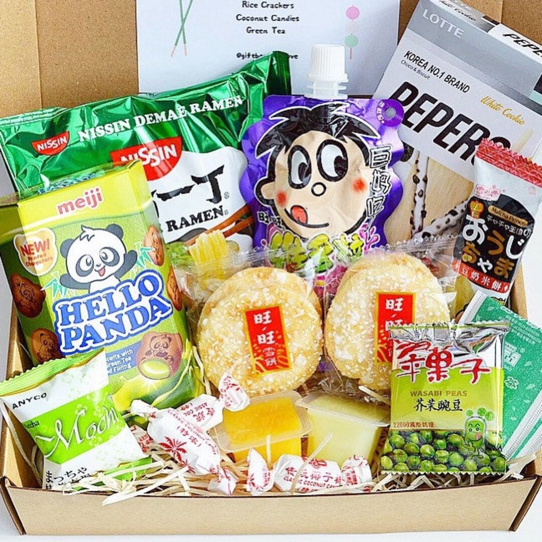 Deluxe Asian Snack Box Chinese, Japanese, Korean Snacks anime Snack Box ...