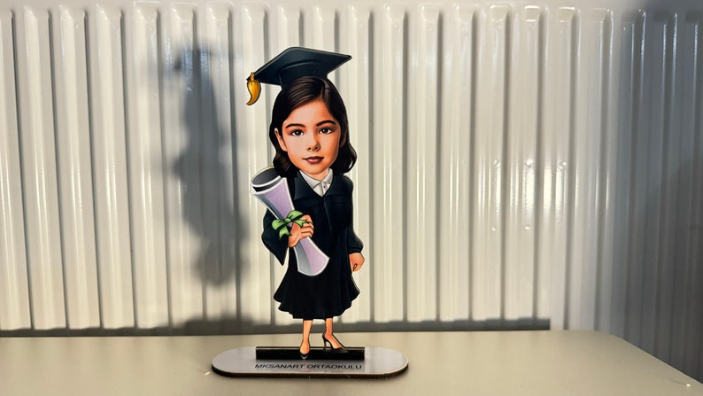 Custom Graduation Caricature Figurine With Photo Personalization ...