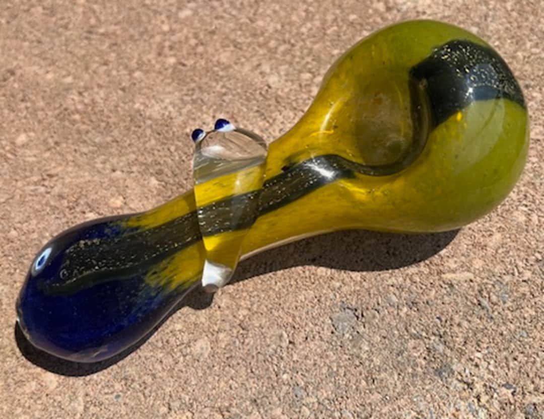 Glass Pipes, Custom-made Hand-blown Iridescent Dichro Glass Pipe ...