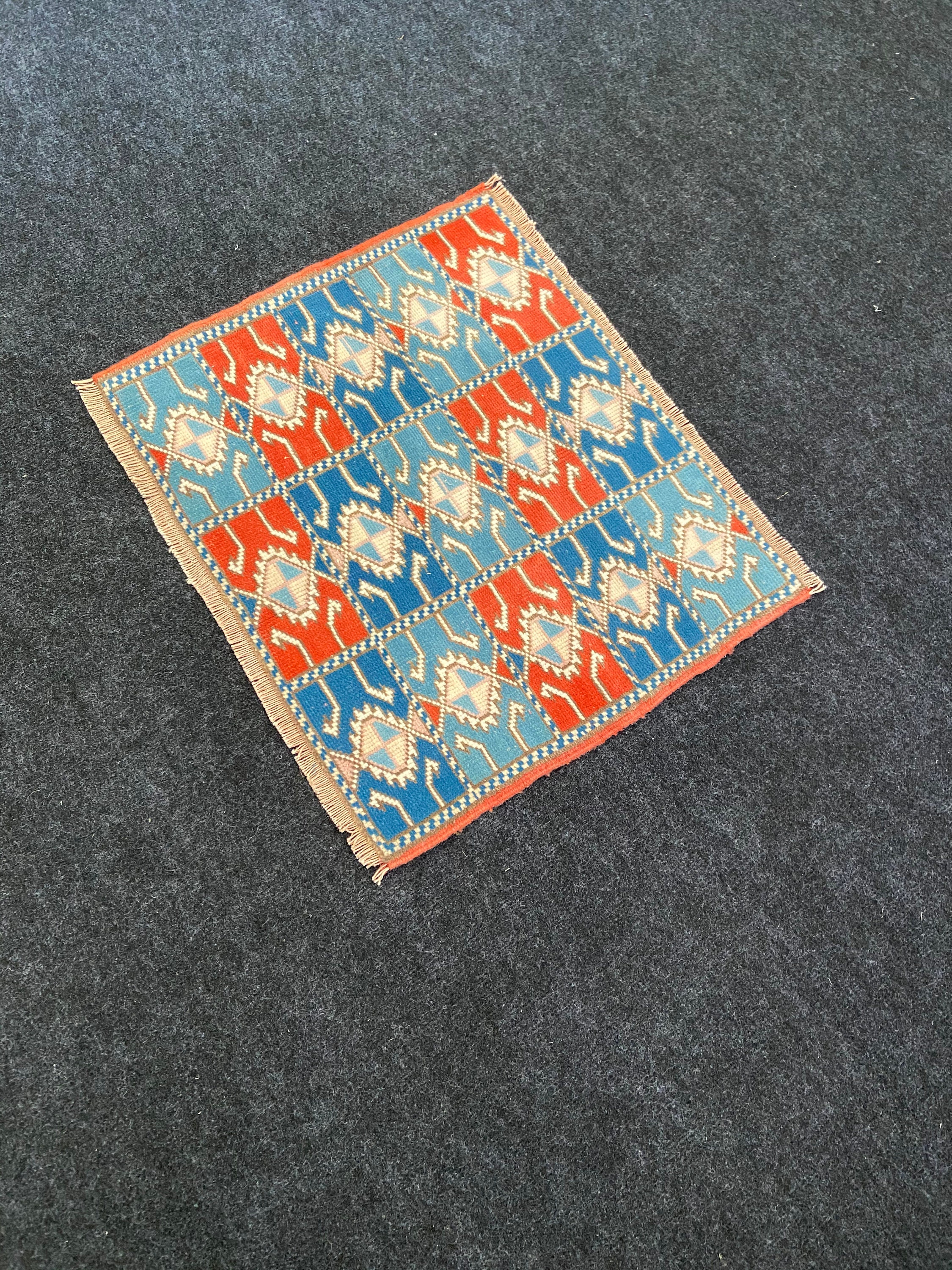 Square carpet Christmas gift rug Small door mat Rug Turkish | Etsy