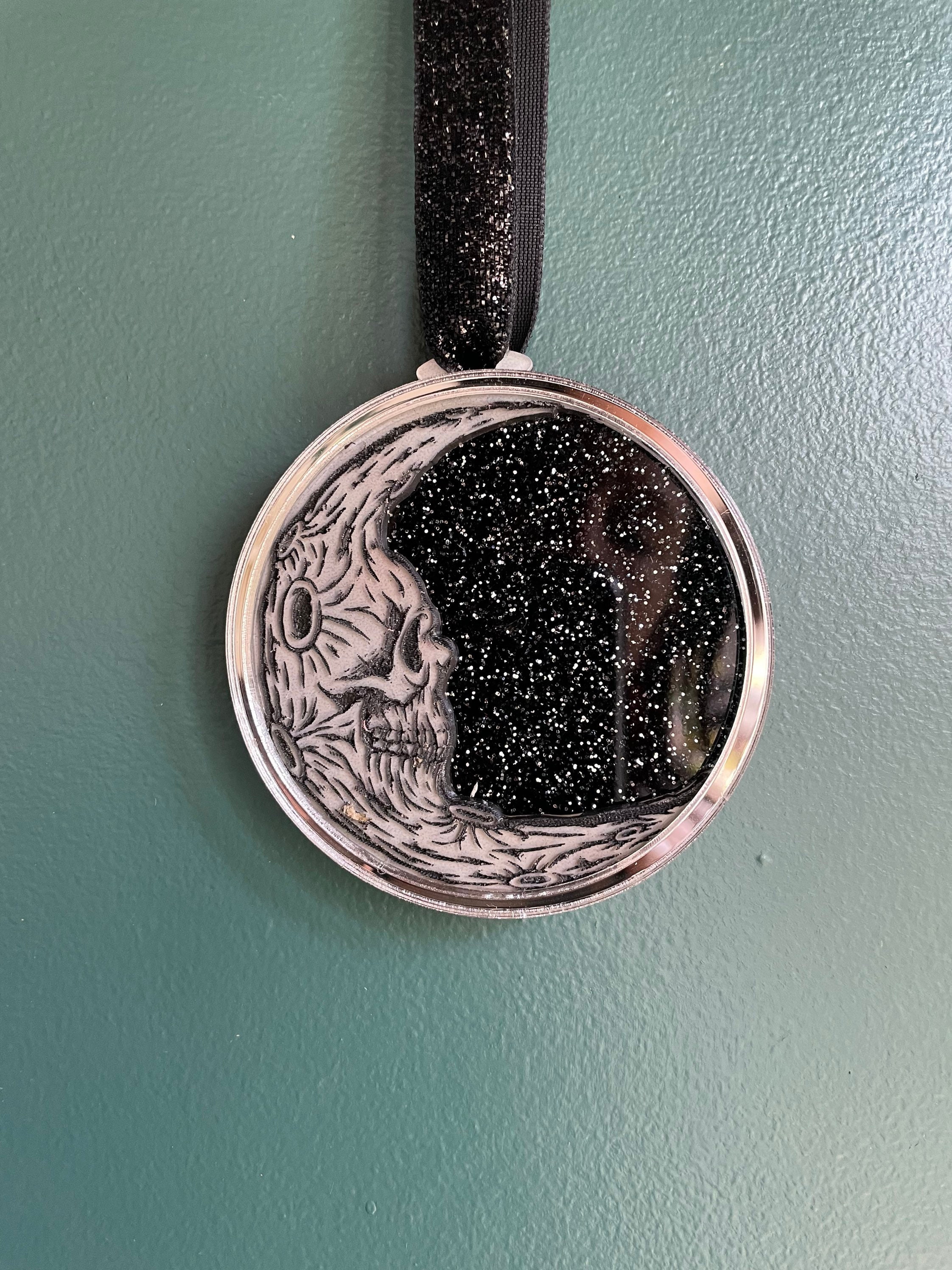 Skull Moon Ornament / Goth Ornament / Skull Ornament / Glitter - Etsy