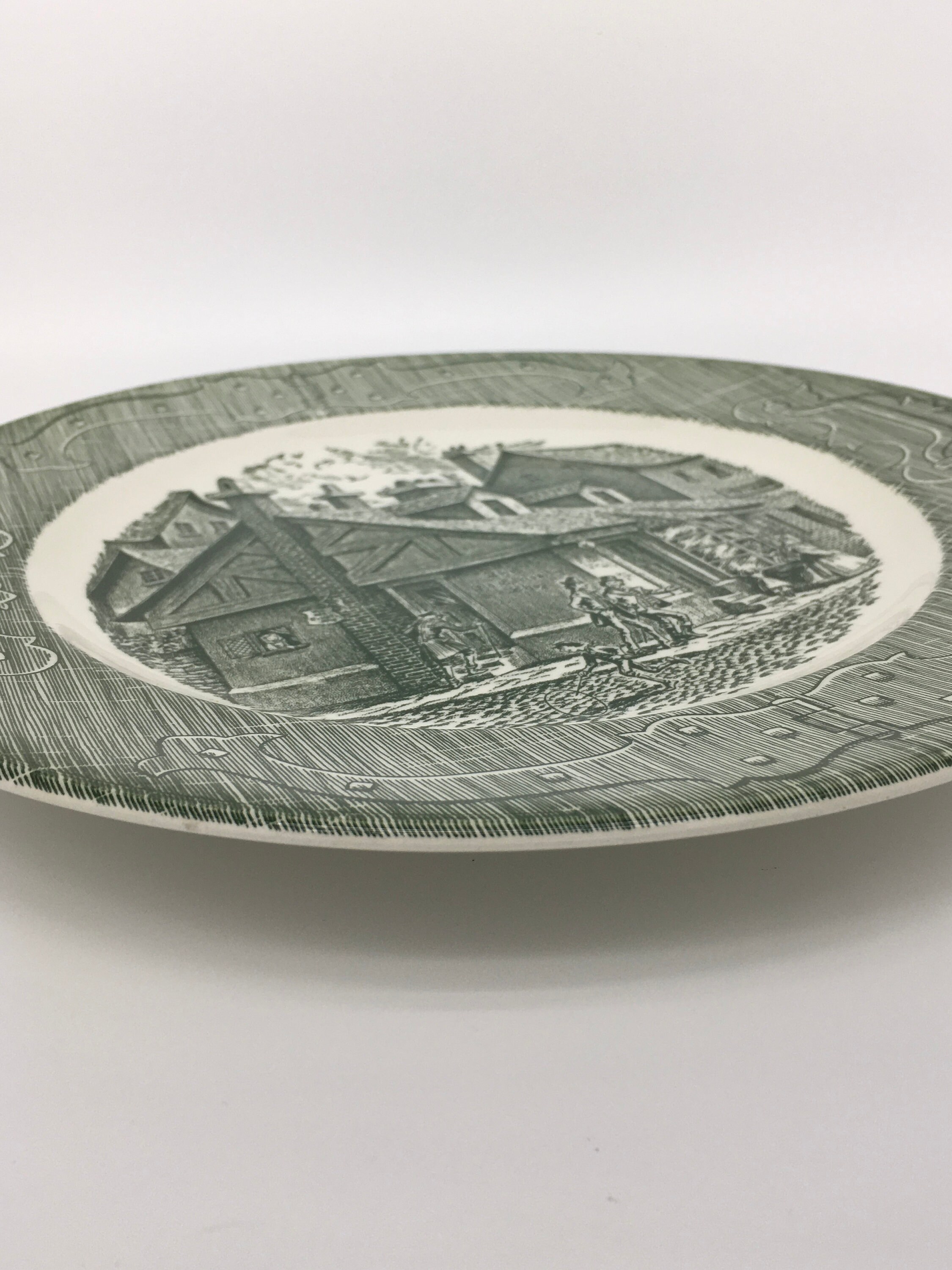 Vintage Royal China the Old Curiosity Shop 10 Dinner Plate. Made in the ...