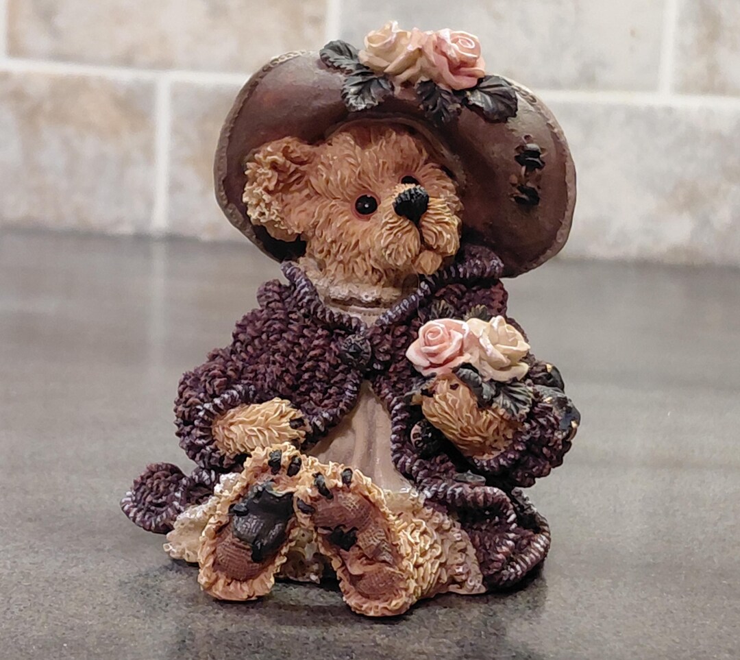 Boyds Bear Mrs. Tuttle Stop and Smell the Roses. Style#228315 - Etsy