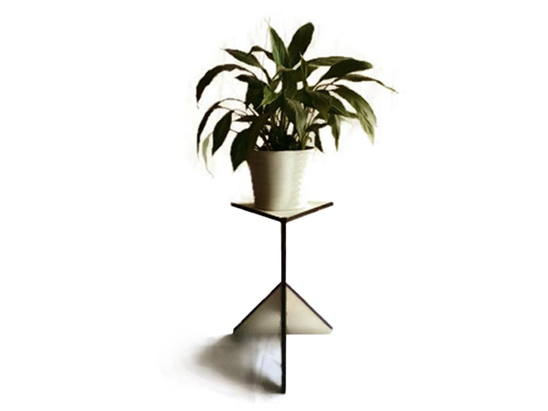 Triangular Wooden Plant Stand: Modern Indoor Planter Riser Base Display ...