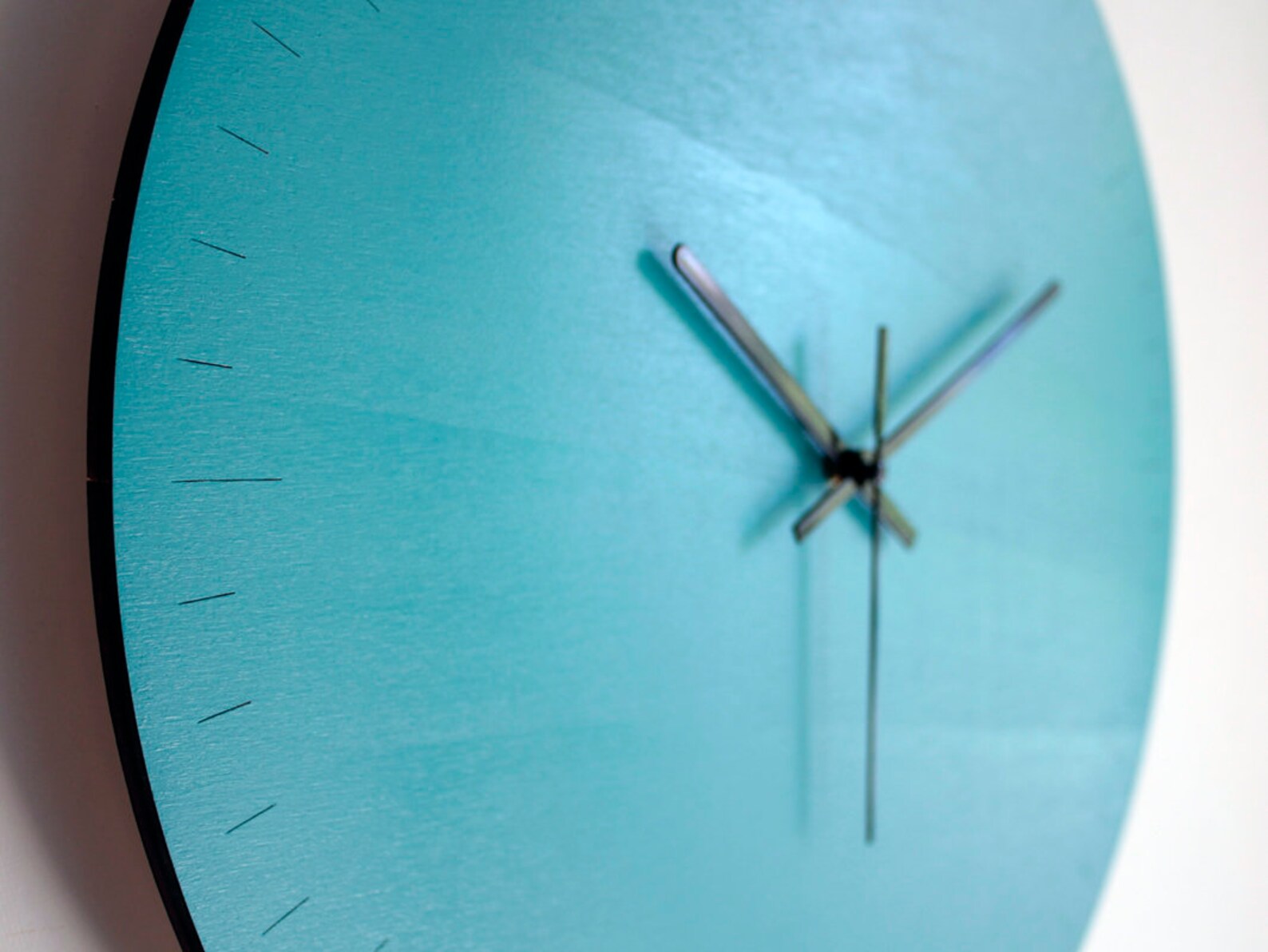16 Inch Large Turquoise Wooden Wall Clock: Modern Minimalist Home Decor ...