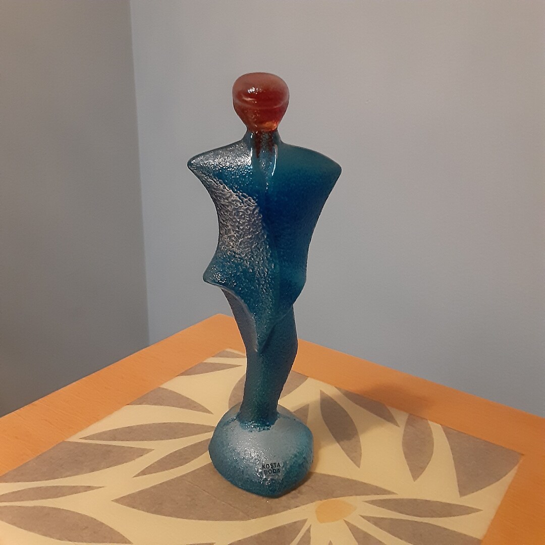 Kosta Boda Catwalk Series -- 'rocka Billy' (blue) -- Signed by Kjell ...