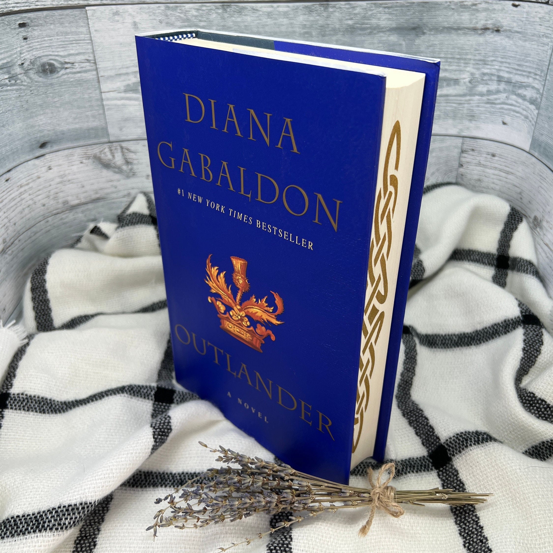Outlander Book Cover
