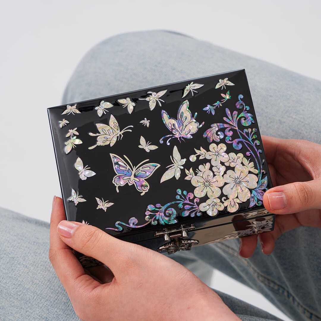 FEBRUARY MOUNTAIN Mother of Pearl Box With Ring Tray Butterfly Lover ...