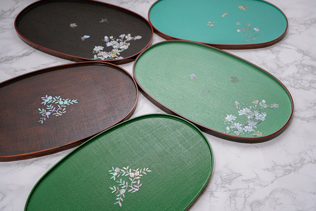 FEBRUARY MOUNTAIN Mother of Pearl Handmade Wooden Lacquered Tray Oval ...