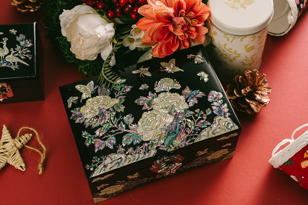 FEBRUARY MOUNTAIN Jewelry Box With Removable Ring Tray and Mirror Lid ...