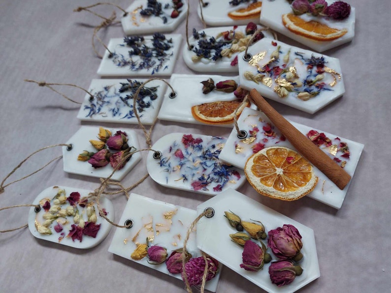 Luxury Gold Leaf Eco Soy Wax Air Freshener Hanging Wardrobe Organic ...