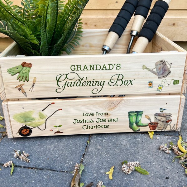 Personalised Gardening Hamper Gifts - 60+ Gift Ideas for 2024