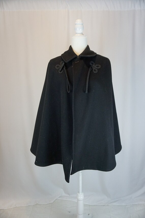 victorian style early 1900s - Gem