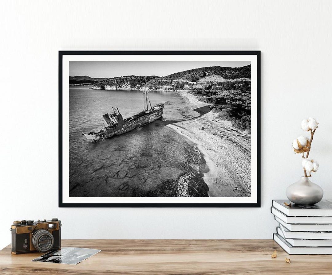 Shipwreck Printable, Abandoned Ship Wall Art, Coastal Shipwreck Wall ...