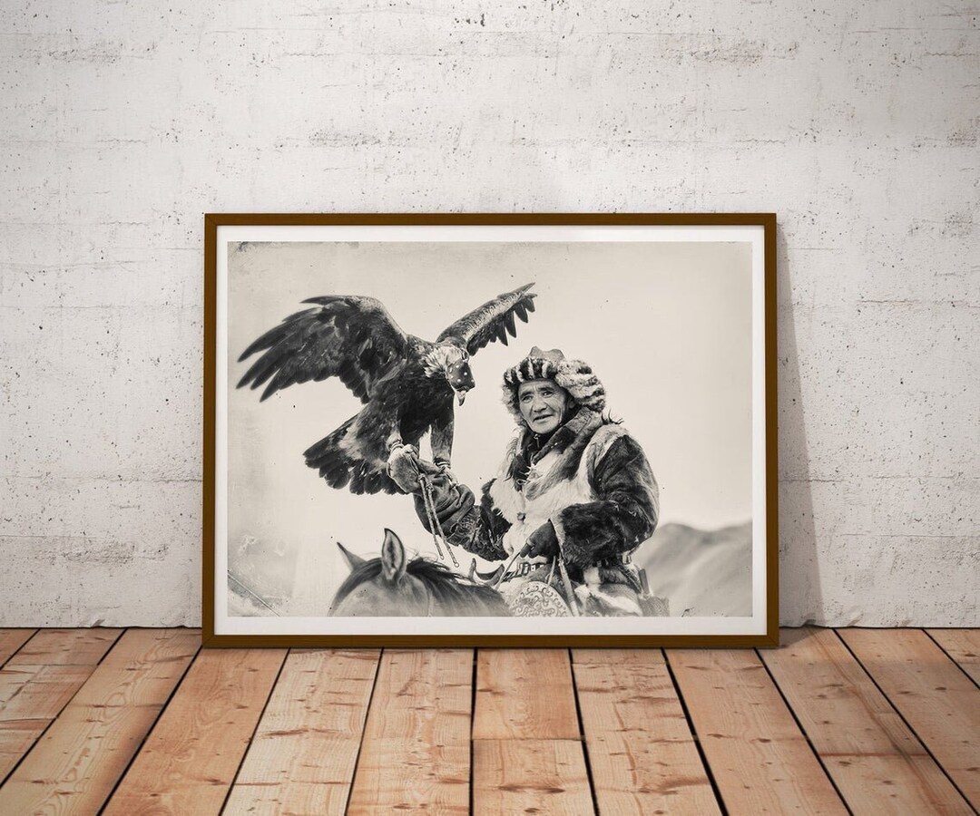 Mongolia Eagle Hunter Printable, Bird of Prey Art, Vintage Style Print ...
