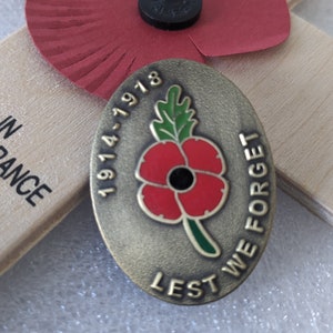 Poppy Pin for Remembrance Sunday 2023 and Beyond. - Etsy