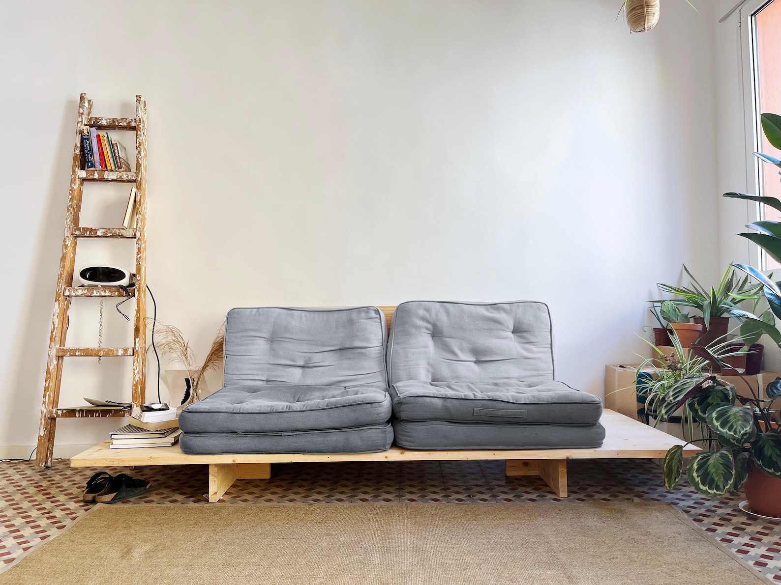 Modern and Minimalist Design Sofa for Diy - Video Tutorial Included ...