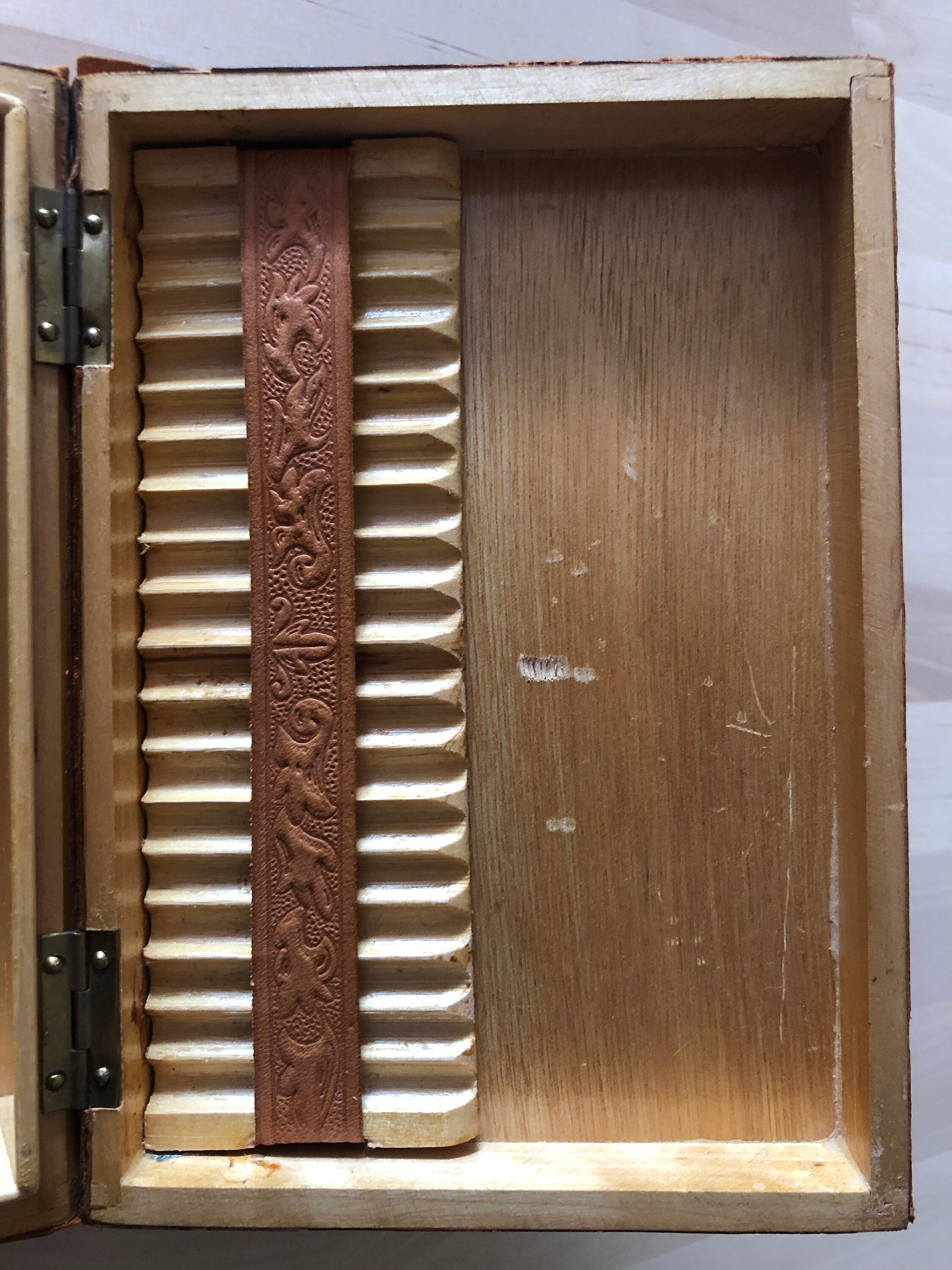 Large Vintage Unique Hand Tooled Leather Cigar Box Andalusia Spain ...