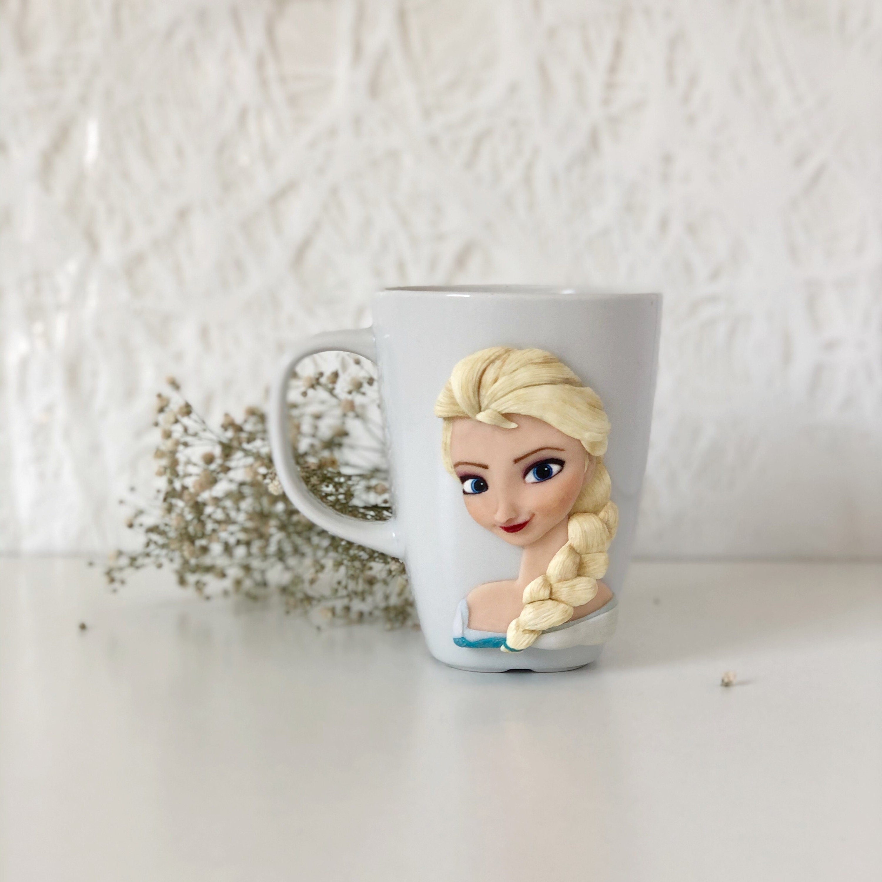Elsa decorated mug inspired by Frozen | Etsy
