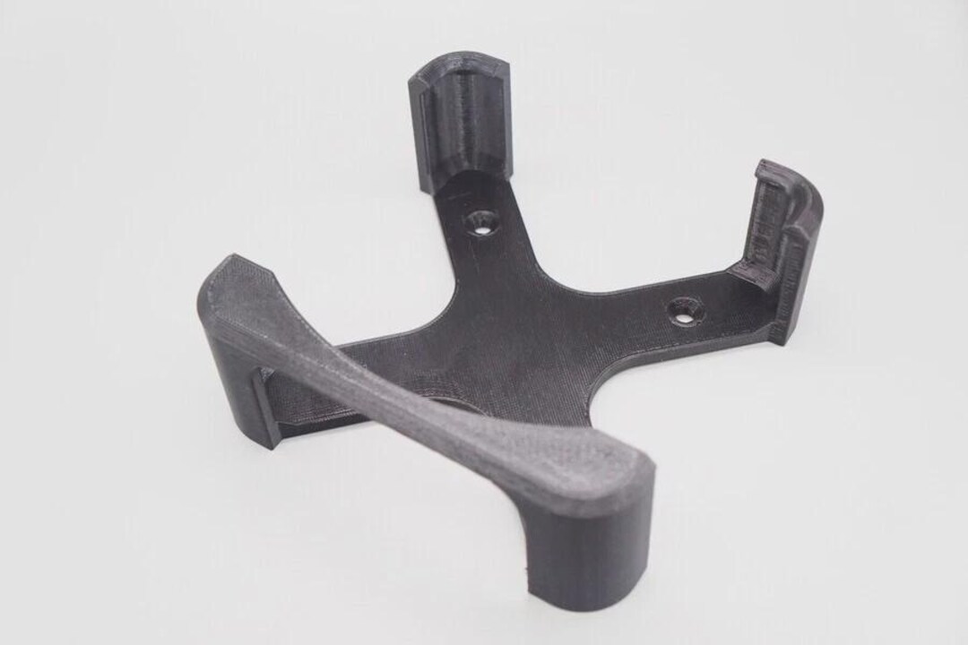 Custom Wall Mount Bracket for Intel NUC7 & NUC11 (fits 4.6" X 4.4" CPU ...
