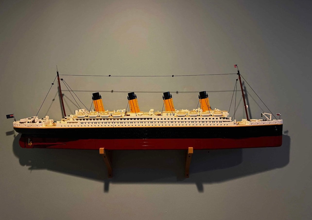 Wall Bracket Mount for LEGO TITANIC 10294. Set of 2 Black Brackets - Etsy