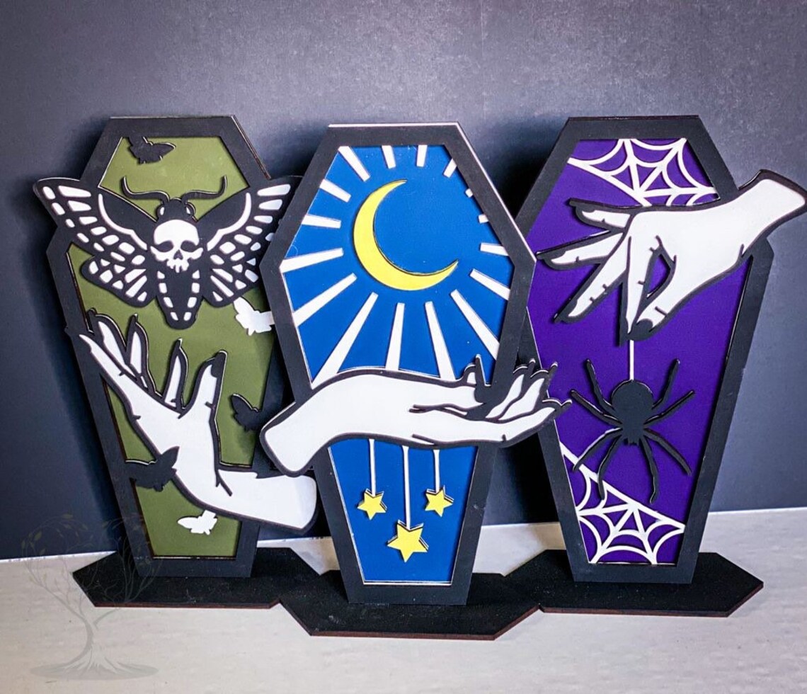 Spooky Halloween Coffin Decoration, Halloween Coffin Decor, Spider ...