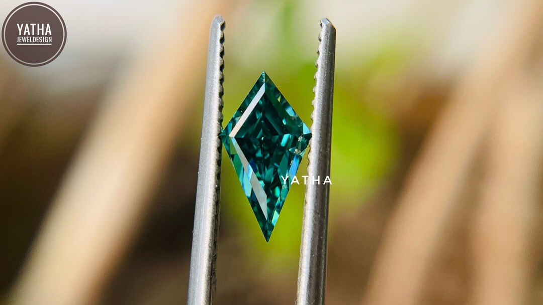 1 to 5 CT Kite Shape Green Loose Moissanite, Diamond Alternative ...