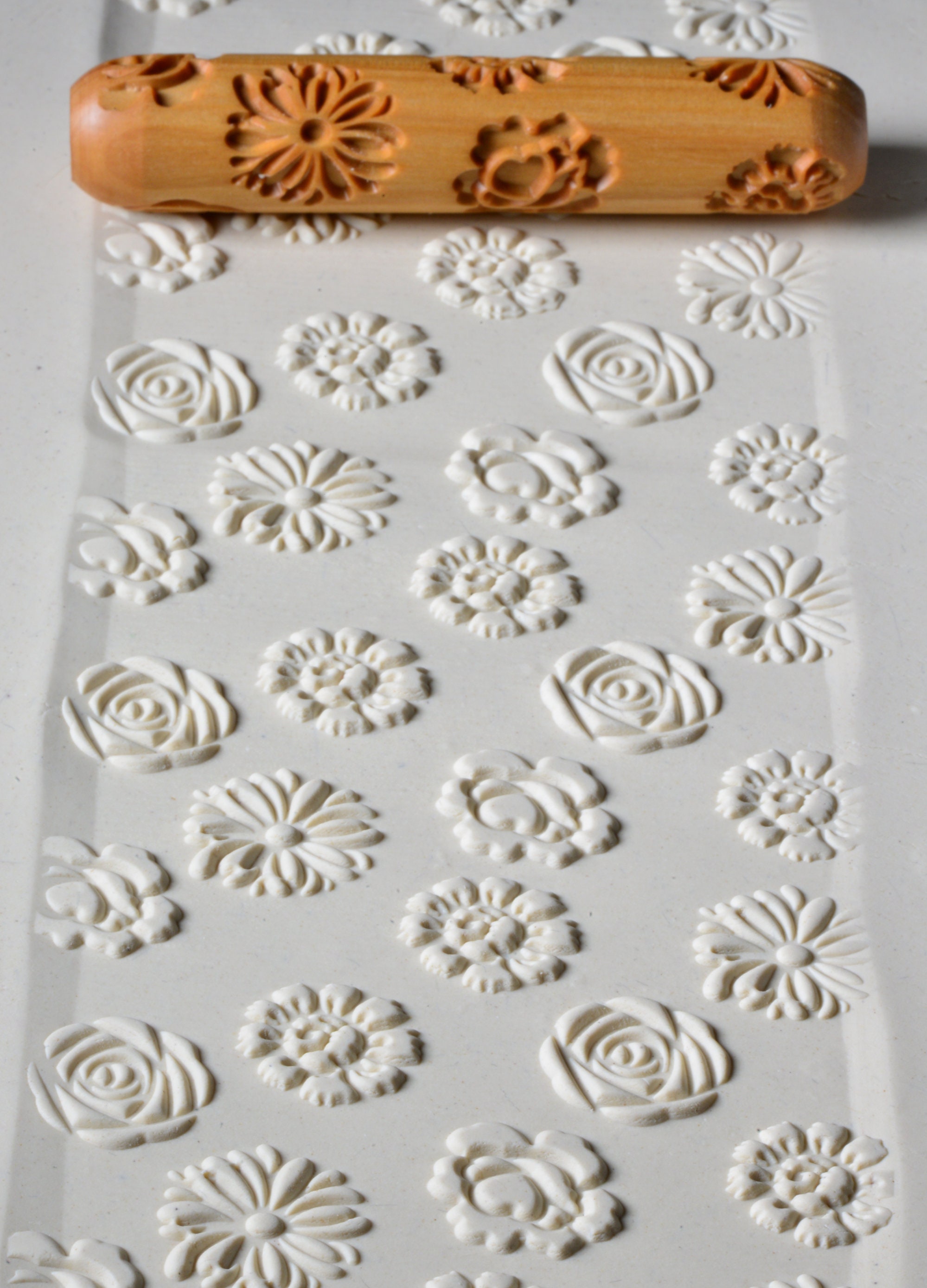 Pottery Hand Roller / Clay Texture Tool - Flower Heads R13 - Etsy