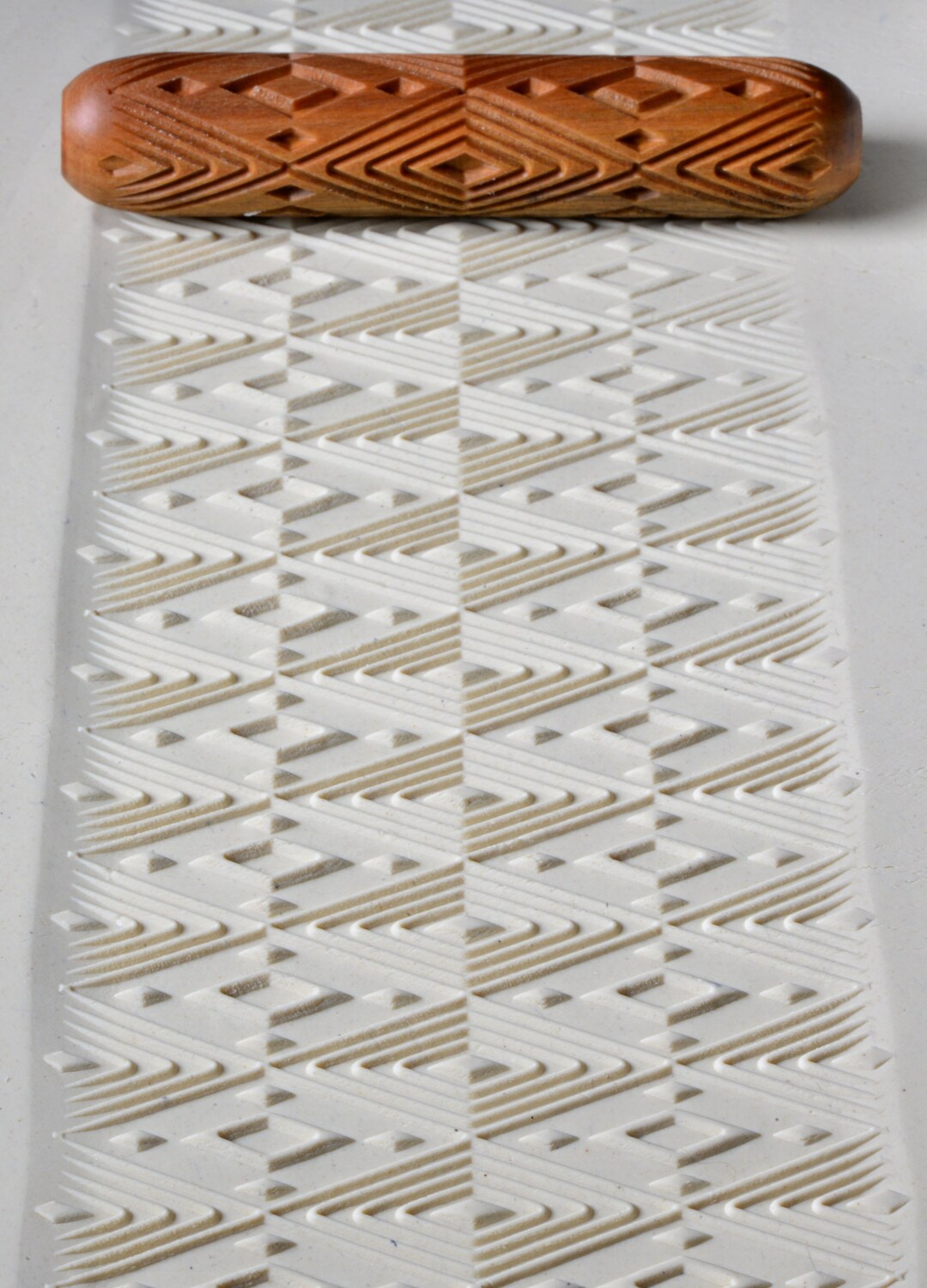 Pottery Hand Roller / Clay Texture Tool - Ace of Diamonds R09 - Etsy